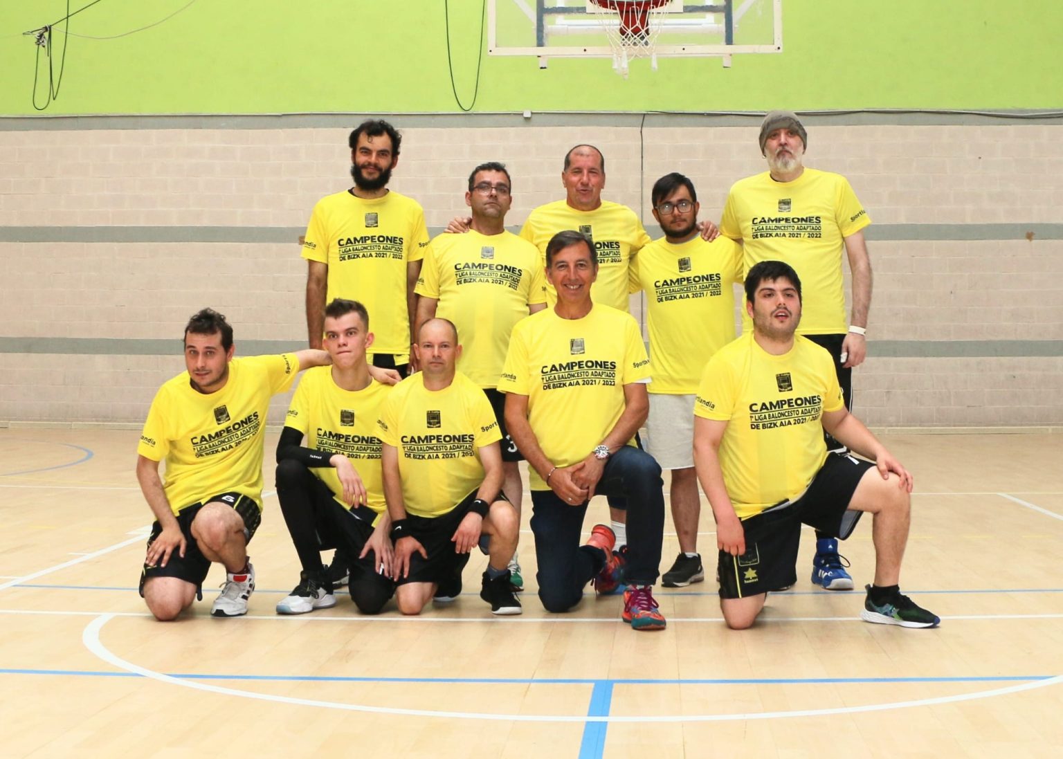Finaliza la 1ª liga de baloncesto adaptado para deportistas con ...